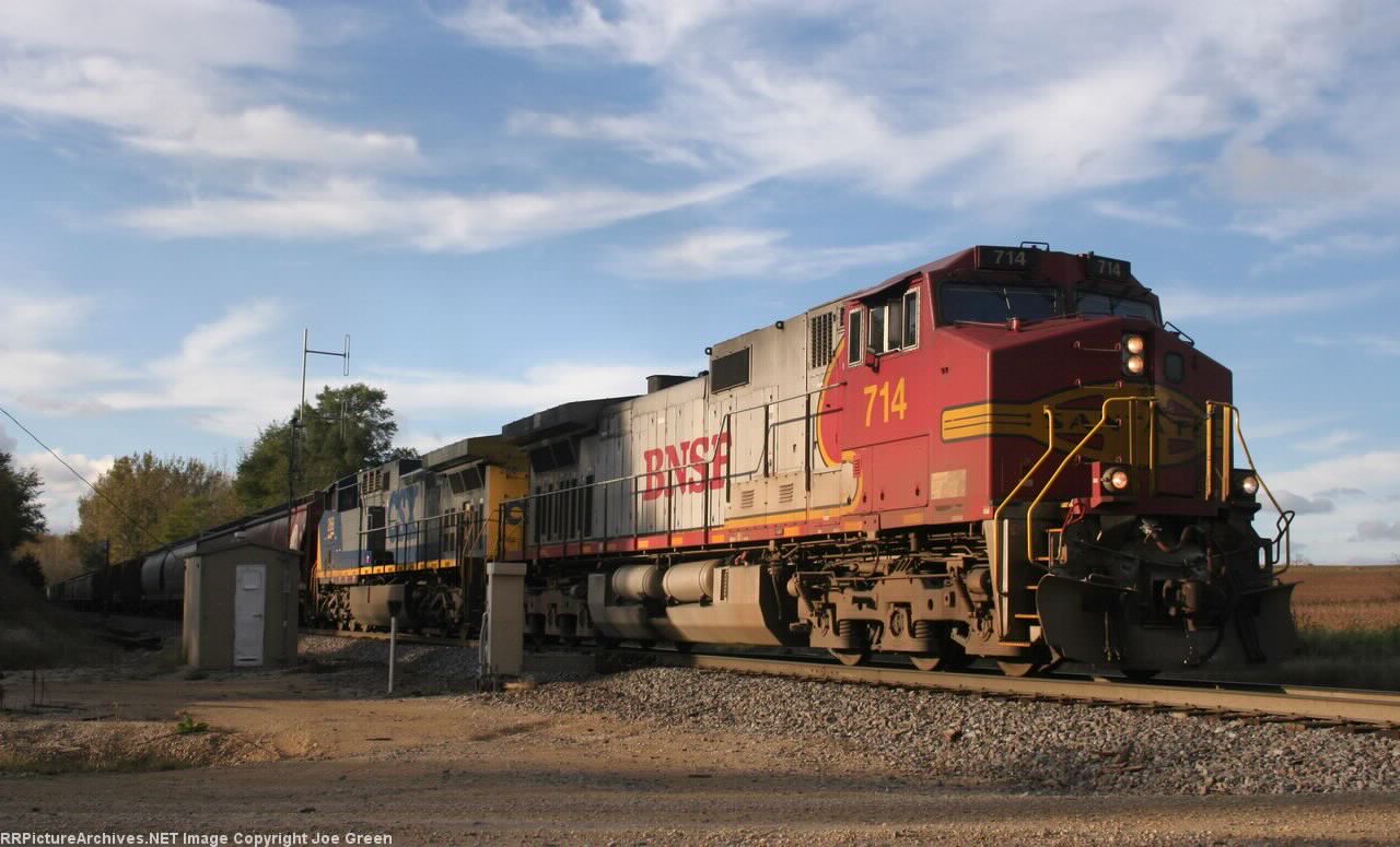 BNSF 714